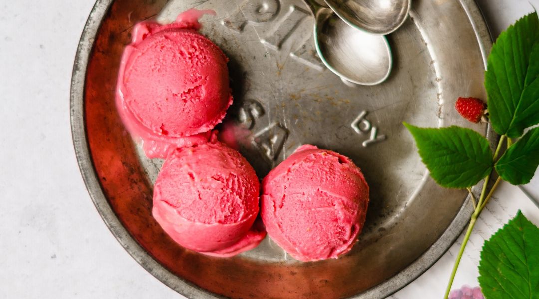 Frambozen limoen yoghurt ijs | Magimix Recept